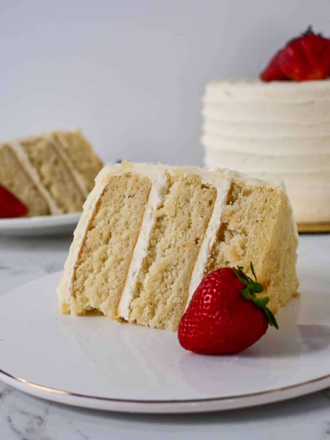 Moist Vanilla Cake (Reverse Creaming Method Recipe) - Amycakes Bakes