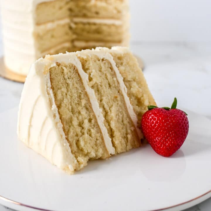 Bakery-Style Cakes - Amycakes Bakes