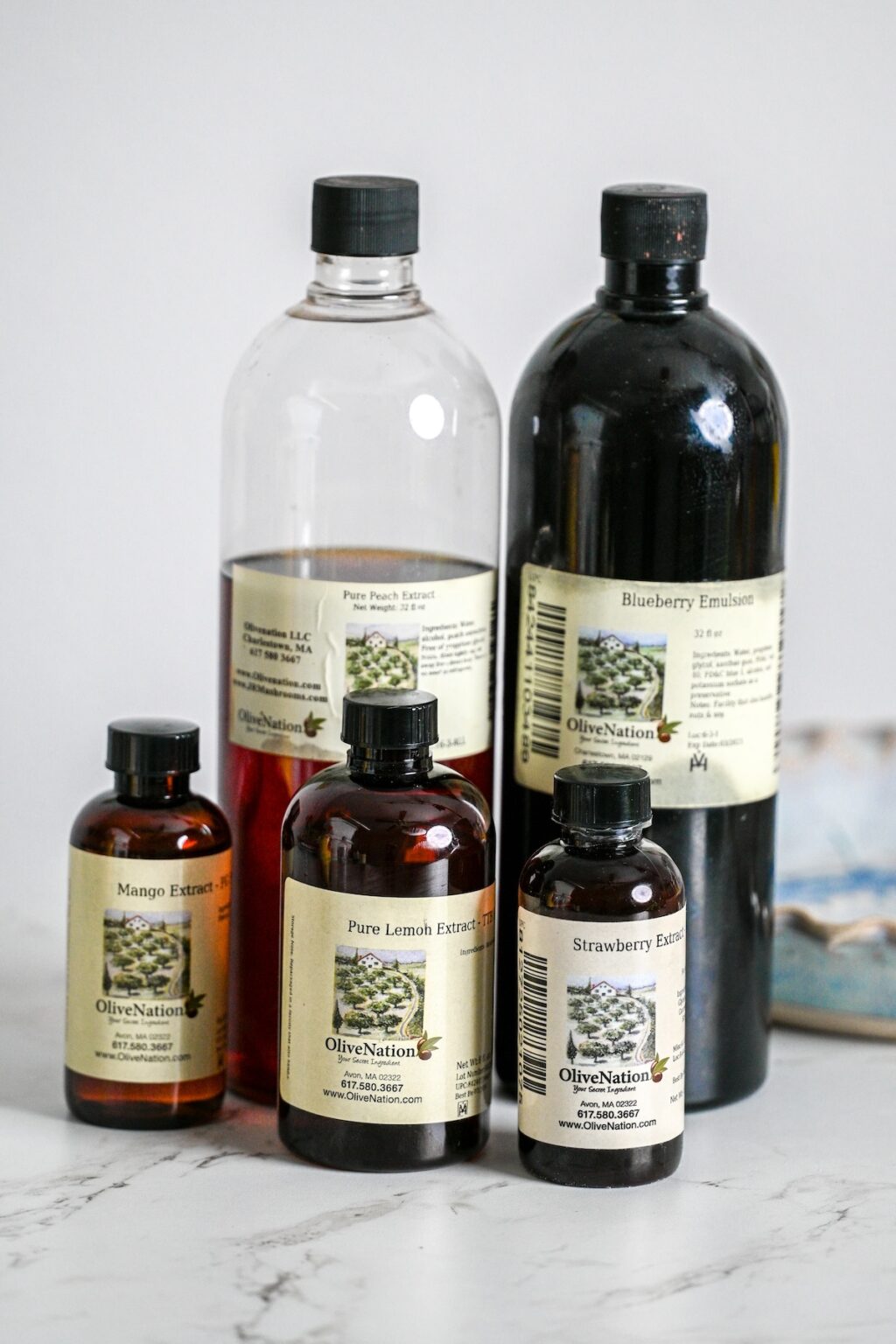 A Baker's Guide to the Best Extracts for Baking Cakes & More - Amycakes ...